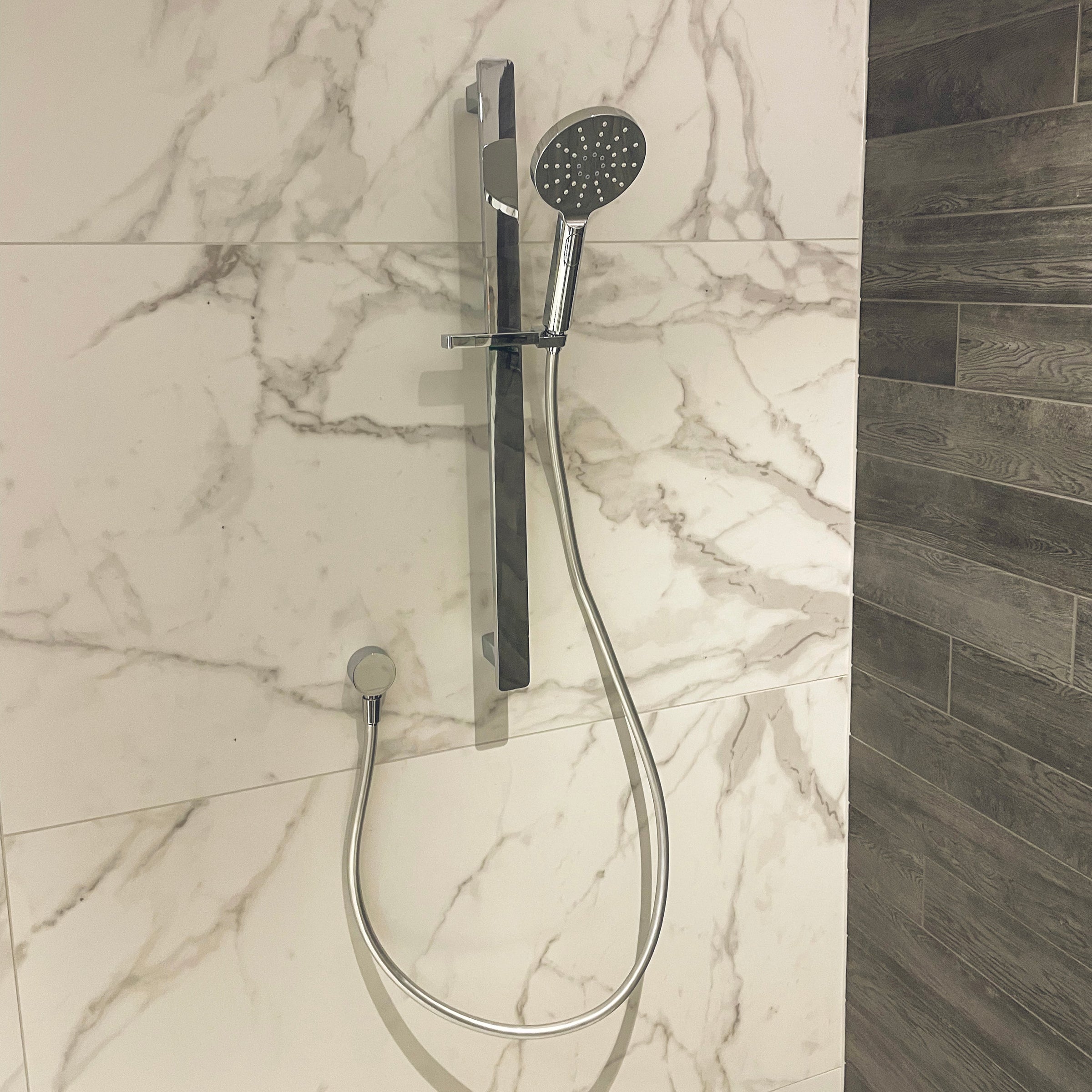 Slide Shower & Columns